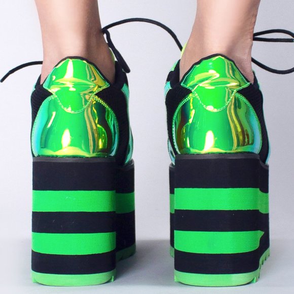 YRU | Shoes | Karazii Platform Sneakers In Black Green | Poshmark